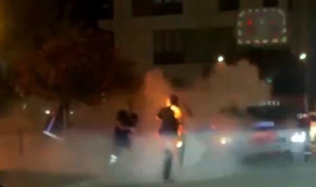 Sakarya'da korkunç olay: Sokak ortasında alev aldı - ASAYİŞ Haberleri Sakarya'da korkunç olay: Sokak ortasında alev aldı - ASAYİŞ Haberleri