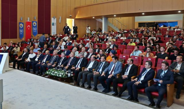 KOBİ'ler ve teknoloji firmaları dijital dönüşüm için bir arada ... KOBİ'ler ve teknoloji firmaları dijital dönüşüm için bir arada ...